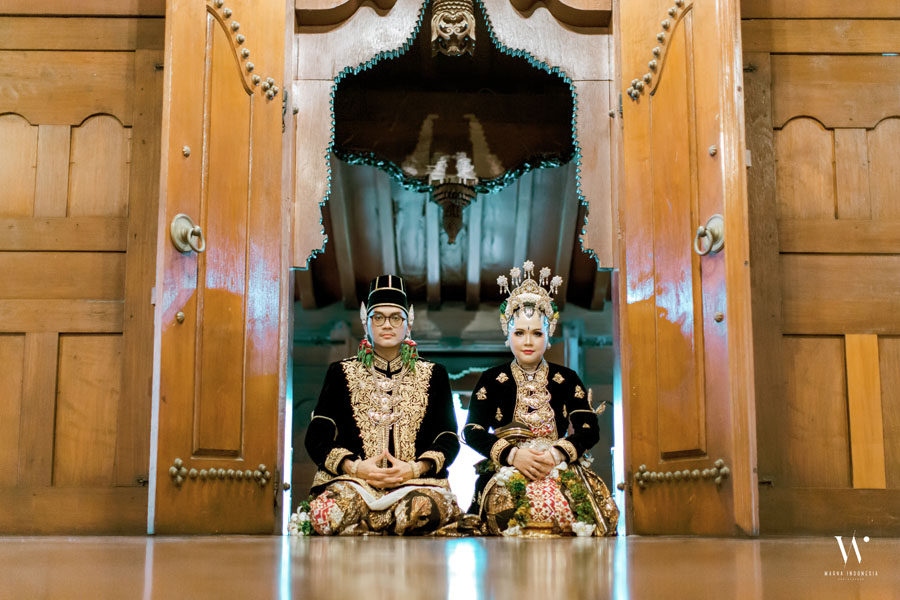 Contoh Foto Gaya Wedding 30 Ide Pose Pernikahan | Gaya Pengantin, Pose