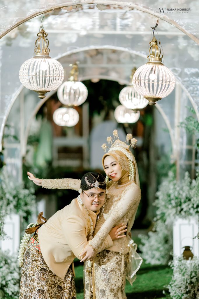 Ide Foto Wedding Gaya Bebas Berkesan